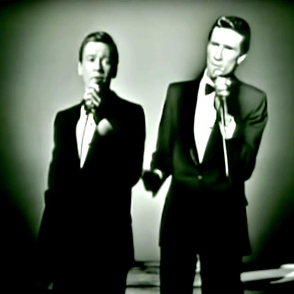 The Righteous Brothers Stun The Crowd With “You’ve Lost That Loving ...
