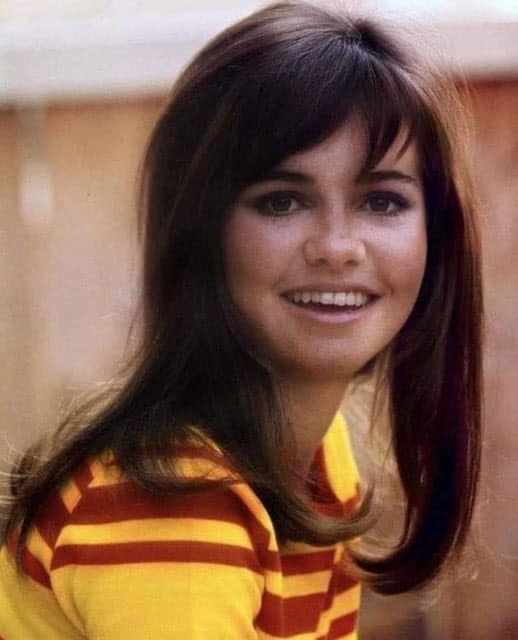 Sally Field, 76, never underwent plastic surgery despite fighting ...