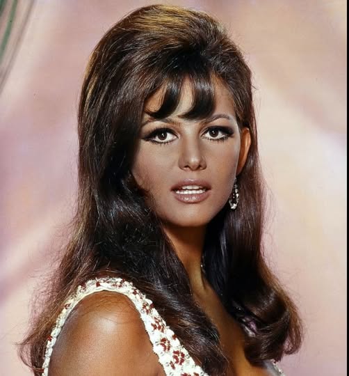 This Iconic 60s Beauty Was a Hollywood Legend — See Her Now at 86 - Usa ...