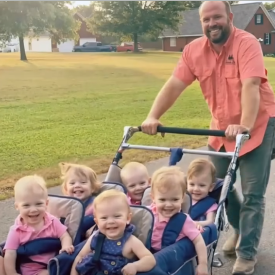 The Waldrop Family Today: Life with 9 Kids, 7 Years After Their TLC ...